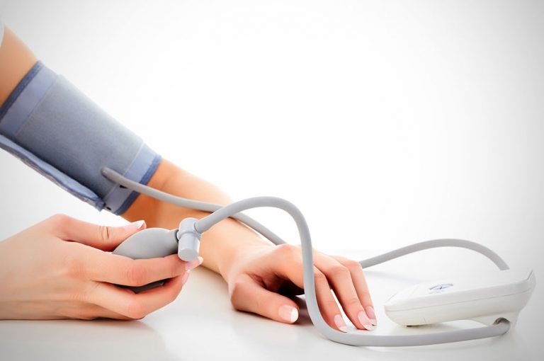 Misurazione Pressione Arteriosa - Farmacie Colli